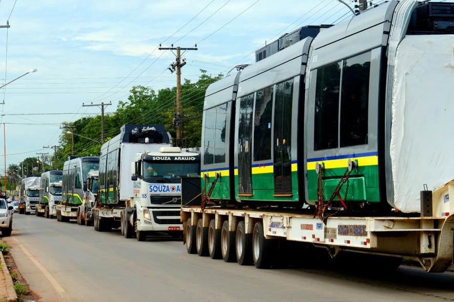 MidiaNews | Governo recebe 13º vagão do VLT Cuiabá-Várzea Grande