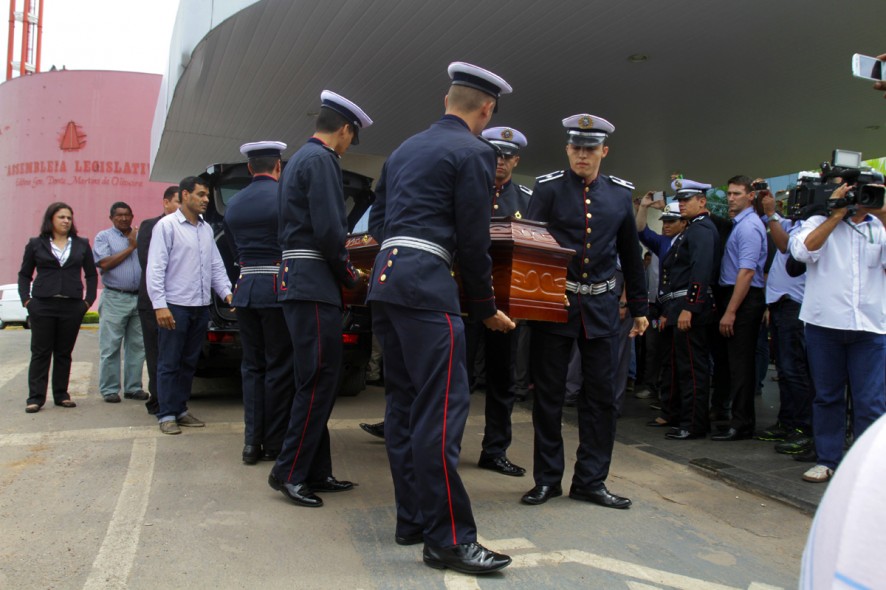 MidiaNews | Corpo de Walter Rabello está sendo velado na Assembleia