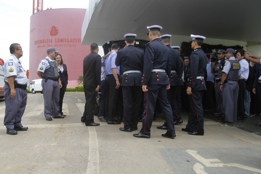 MidiaNews | Corpo de Walter Rabello está sendo velado na Assembleia