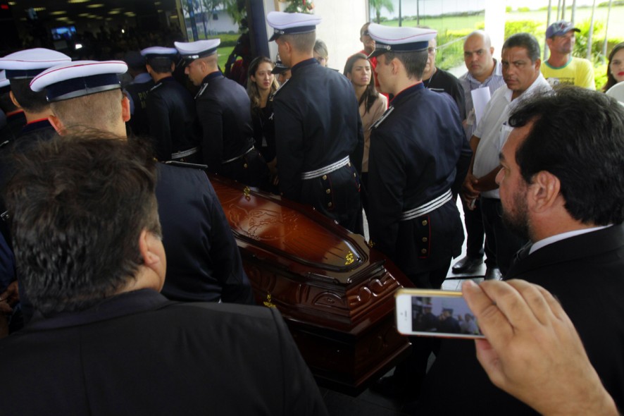 MidiaNews | Corpo de Walter Rabello está sendo velado na Assembleia
