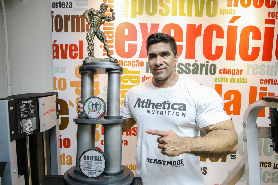MidiaNews | Atleta há 20 anos, cuiabano acumula troféus em campeonatos