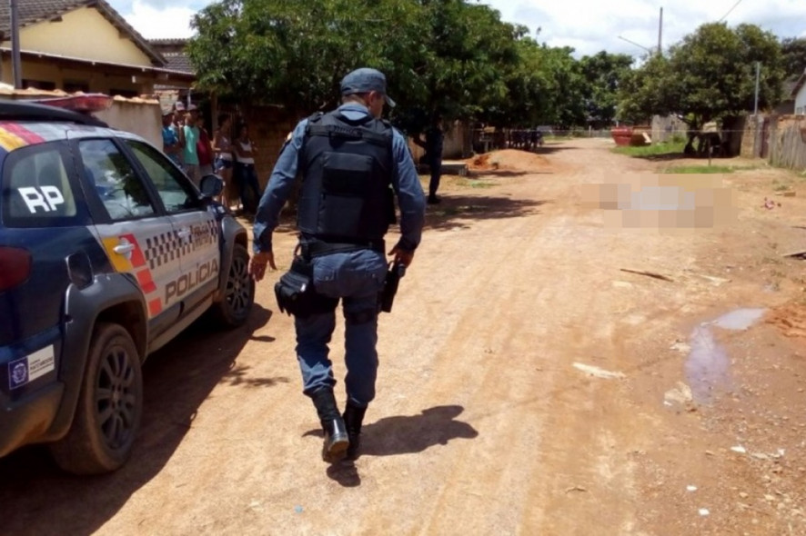 Midianews Mulher é Assassinada E Filho Espanca Um Dos Autores Até A Morte