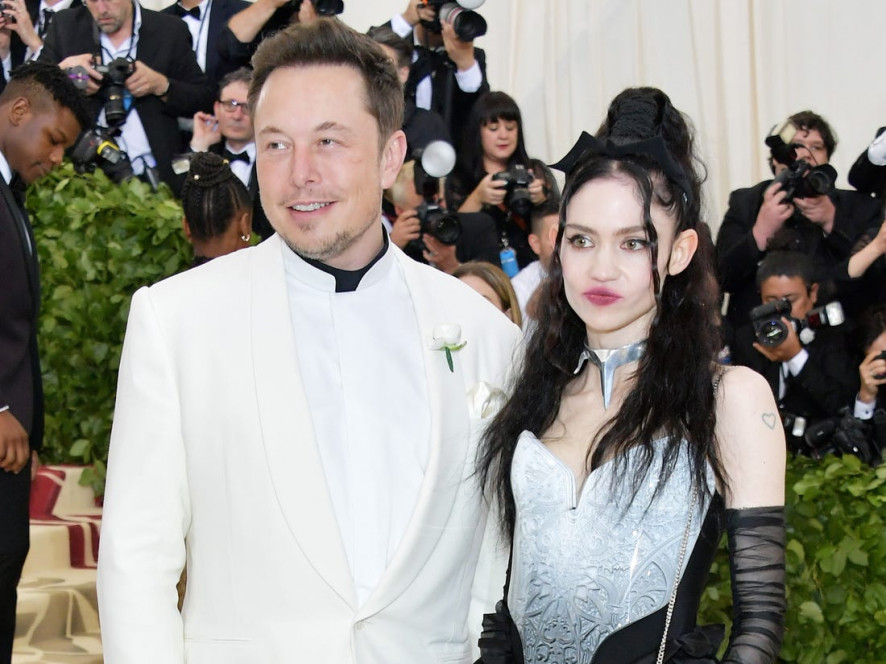 MidiaNews | Elon Musk anuncia nascimento de seu 1º filho com a cantora Grimes