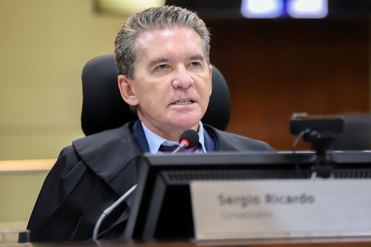 MidiaNews | Juiz absolve Sérgio Ricardo por suposta compra de vaga no TCE
