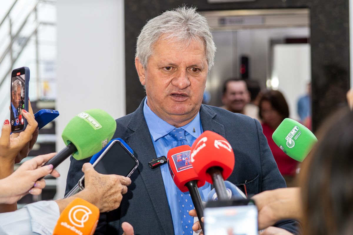 MidiaNews | Dilmar diz que maioria dos deputados deve se reeleger em 2026