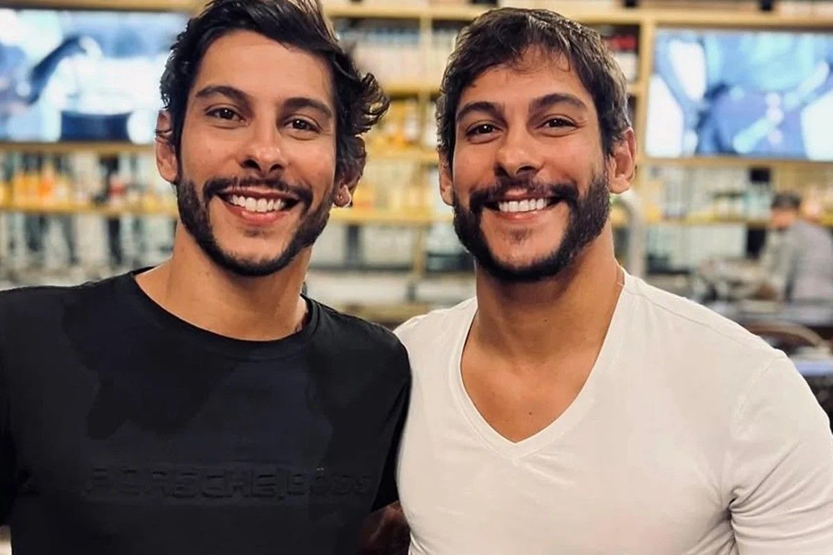 MidiaNews | Irmão gêmeo de Shia Phoenix, John Johny tem nudes vazados