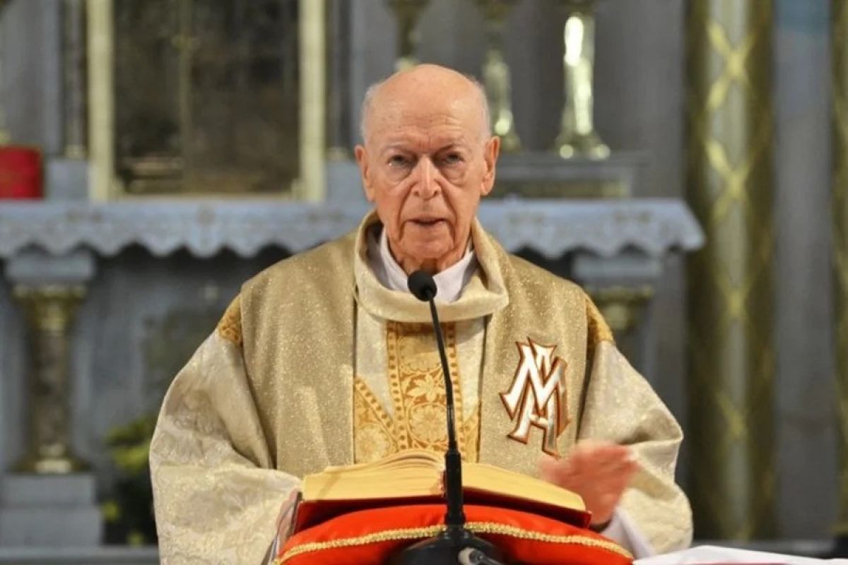 MidiaNews | Quem era o padre que morreu aos 103 anos após rezar Ave-Maria